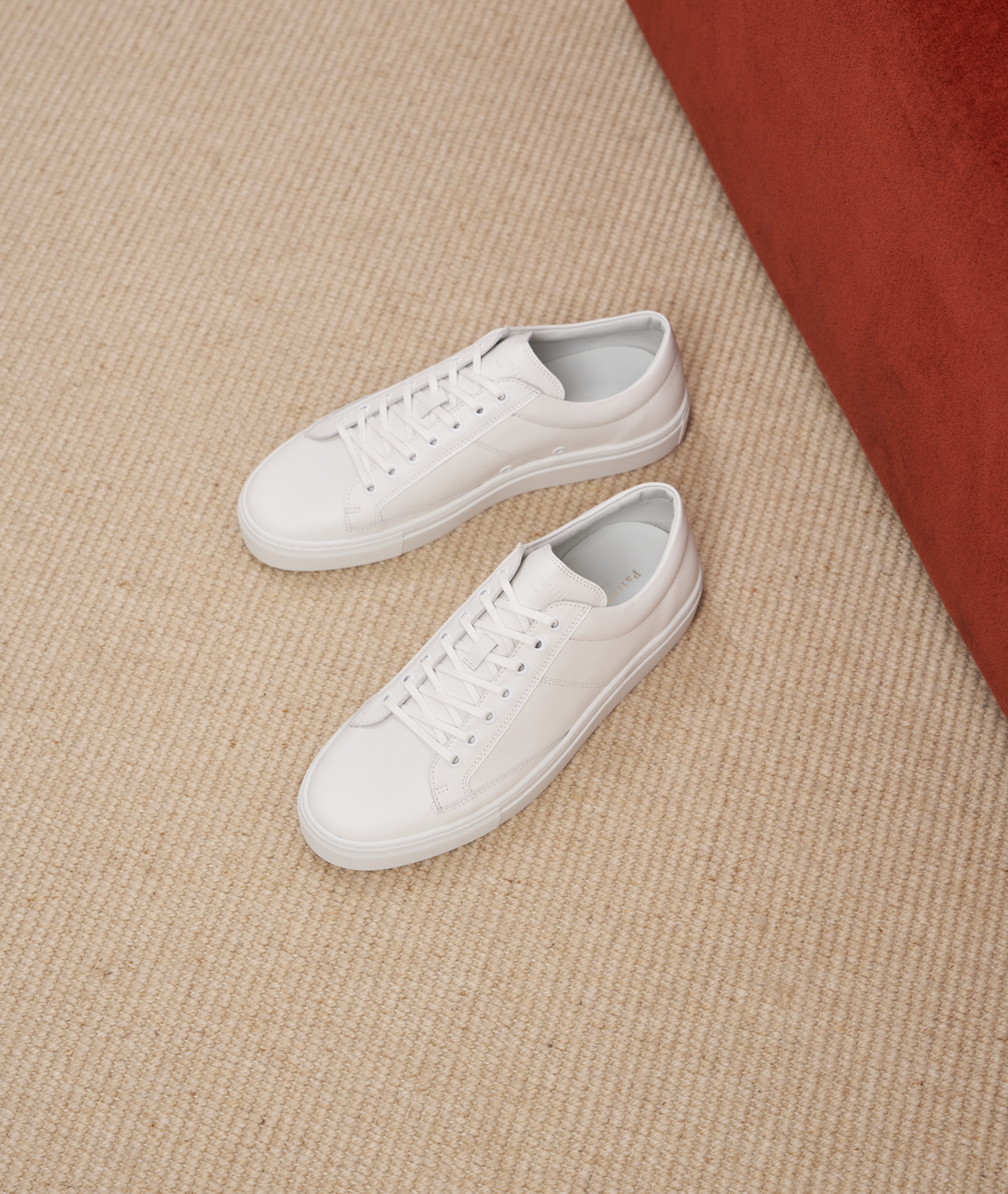 Sneakers Haut de gamme pour Homme : L'Homme Cohérent En Cuir Et Daim ...